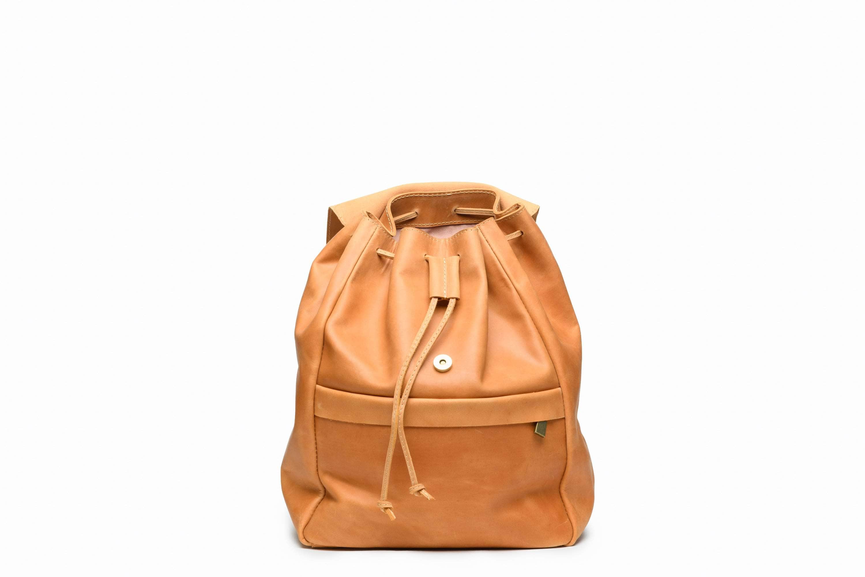 Enku Leather Backpack - Walnut – UnoEth